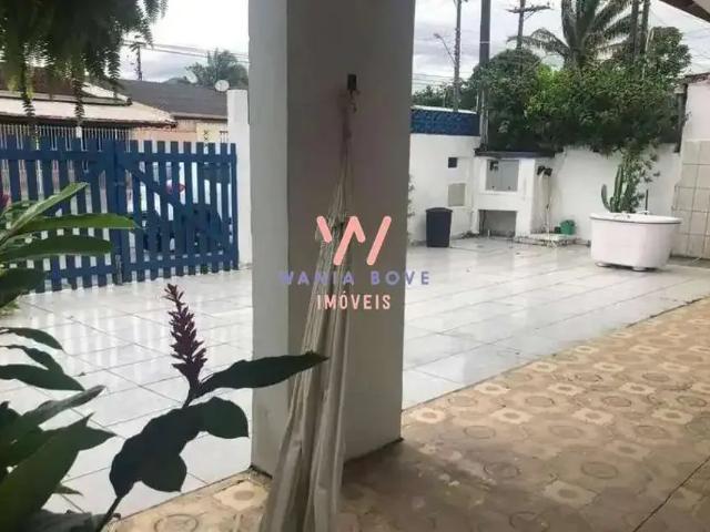 Casa / Sobrado para Venda em Caraguatatuba/SP Praia das Palmeiras 4 Quartos