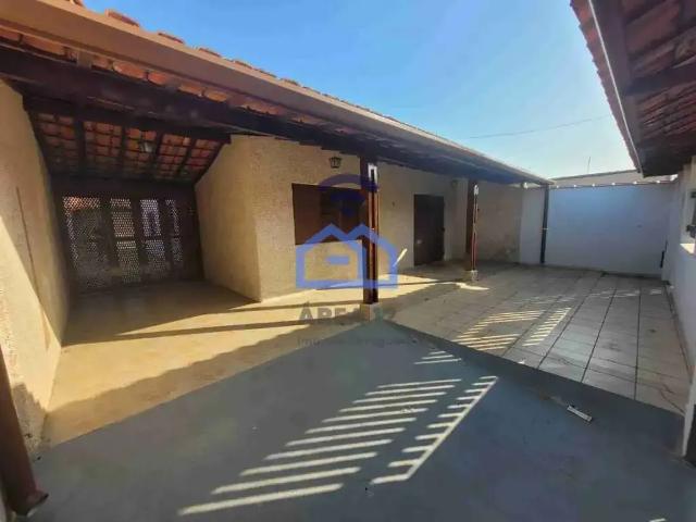 Casa / Sobrado para Venda em Caraguatatuba/SP Praia das Palmeiras 4 Quartos