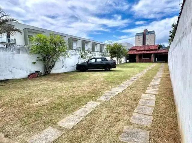 Casa / Sobrado para Venda em Caraguatatuba/SP Praia das Palmeiras 4 Quartos