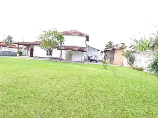 Casa / Sobrado para Venda em Caraguatatuba/SP Praia das Palmeiras 4 Quartos