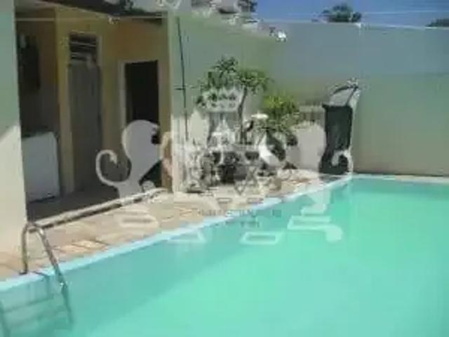 Casa / Sobrado para Venda em Caraguatatuba/SP Praia das Palmeiras 4 Quartos