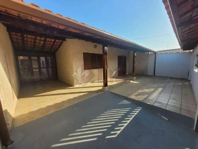 Casa / Sobrado para Venda em Caraguatatuba/SP Praia das Palmeiras 4 Quartos