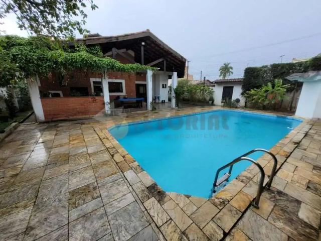 Casa / Sobrado para Venda em Caraguatatuba/SP Praia das Palmeiras 6 Quartos