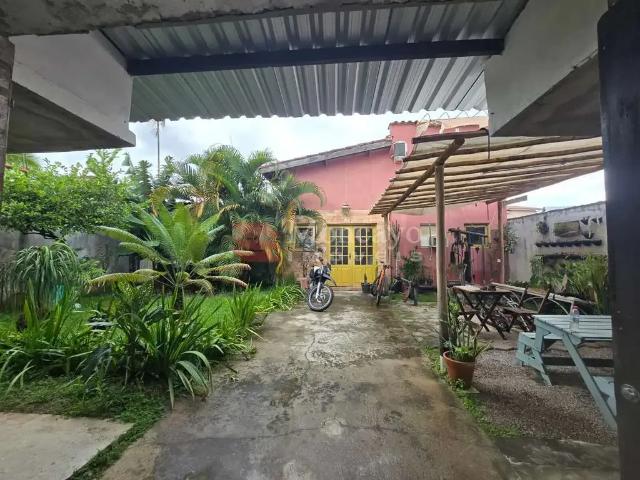 Casa / Sobrado para Venda em Caraguatatuba/SP Praia das Palmeiras 2 Quartos