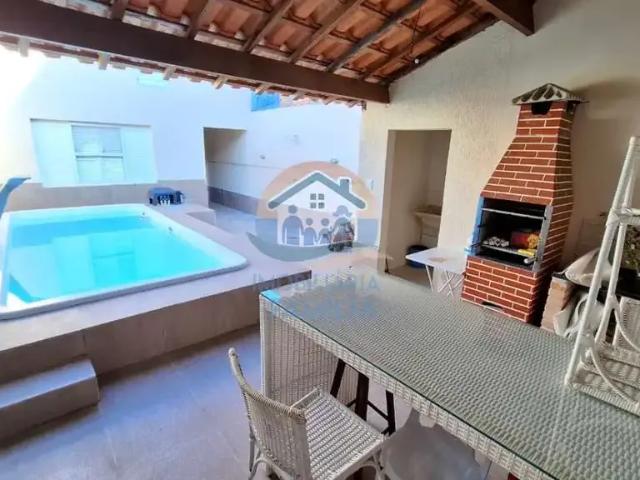 Casa / Sobrado para Venda em Caraguatatuba/SP Praia das Palmeiras 2 Quartos