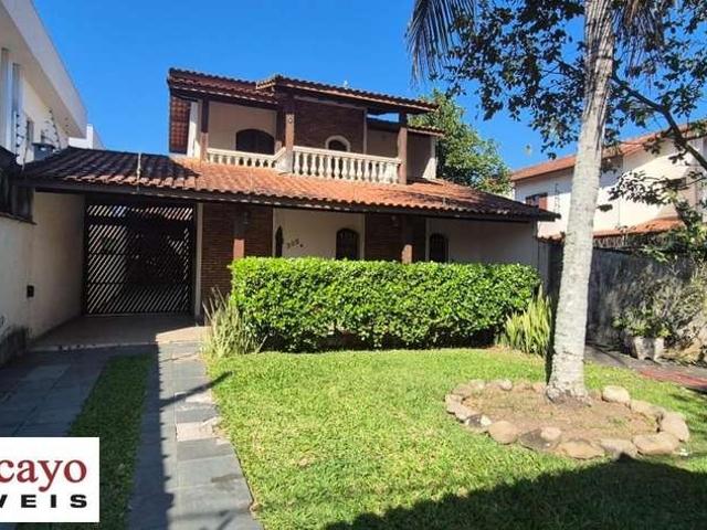Casa / Sobrado para Venda em Caraguatatuba/SP Praia das Palmeiras 3 Quartos