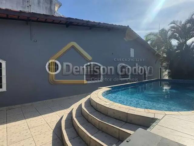 Casa / Sobrado para Venda em Caraguatatuba/SP Praia das Palmeiras 3 Quartos