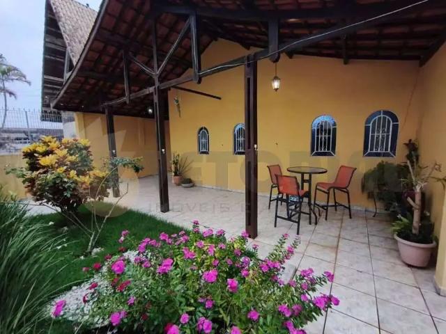 Casa / Sobrado para Venda em Caraguatatuba/SP Praia das Palmeiras 3 Quartos