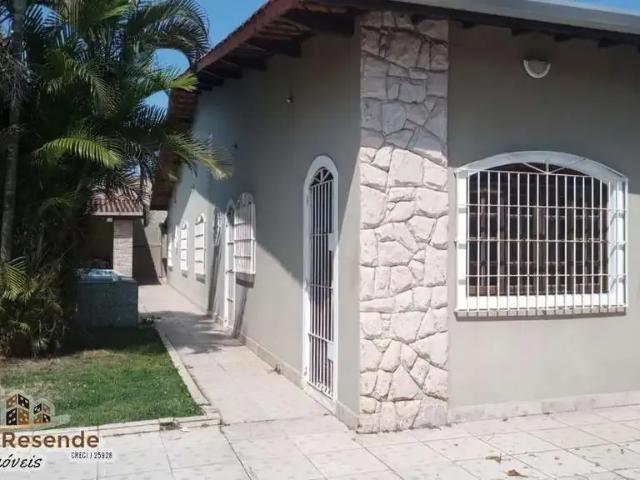 Casa / Sobrado para Venda em Caraguatatuba/SP Praia das Palmeiras 3 Quartos