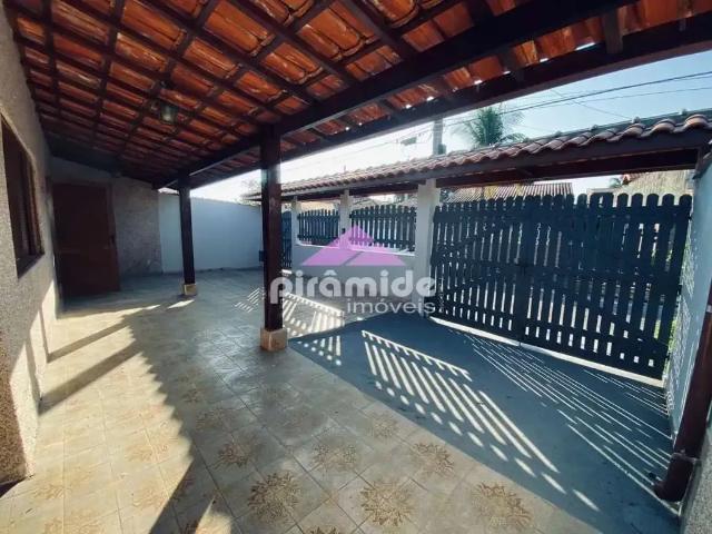 Casa / Sobrado para Venda em Caraguatatuba/SP Praia das Palmeiras 3 Quartos