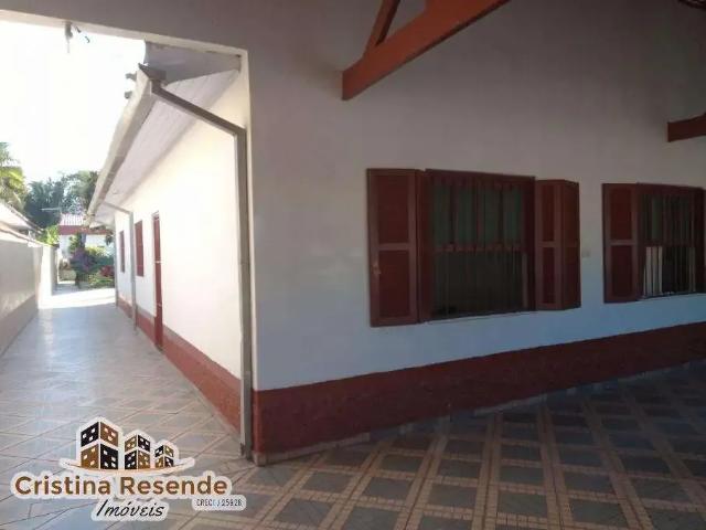 Casa / Sobrado para Venda em Caraguatatuba/SP Praia das Palmeiras 3 Quartos