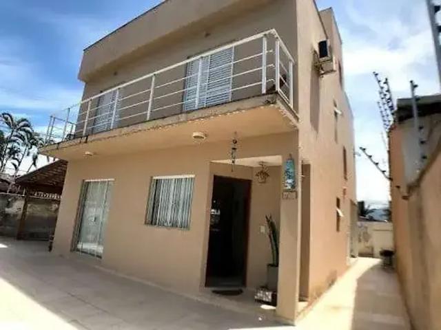 Casa / Sobrado para Venda em Caraguatatuba/SP Praia das Palmeiras 3 Quartos