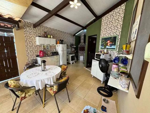 Casa / Sobrado para Venda em Caraguatatuba/SP Praia das Palmeiras 3 Quartos
