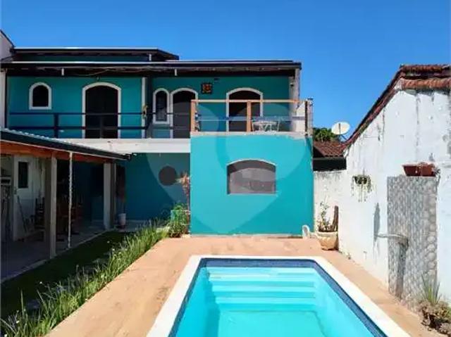 Casa / Sobrado para Venda em Caraguatatuba/SP Praia das Palmeiras 3 Quartos