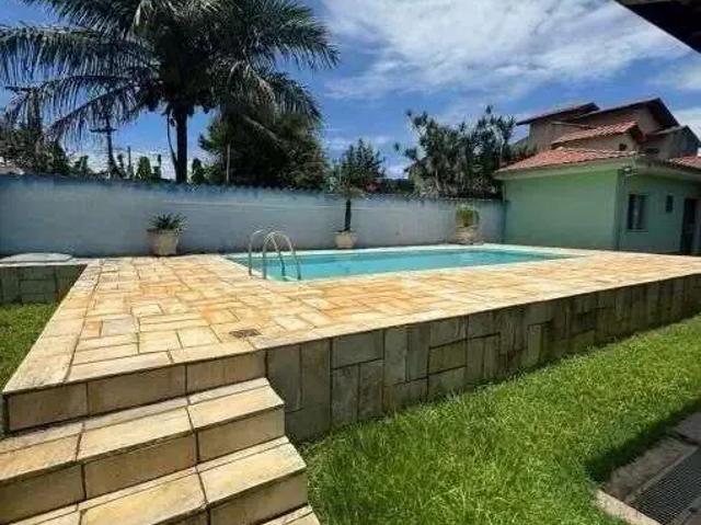 Casa / Sobrado para Venda em Caraguatatuba/SP Praia das Palmeiras 3 Quartos
