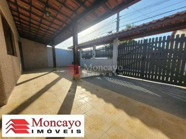 Casa / Sobrado para Venda em Caraguatatuba/SP Praia das Palmeiras 3 Quartos