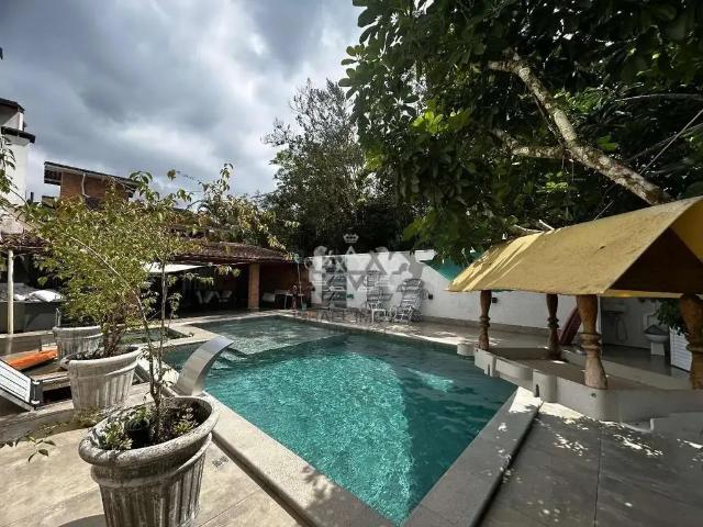 Casa / Sobrado para Venda em Caraguatatuba/SP Tabatinga 4 Quartos
