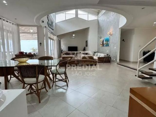 Casa / Sobrado para Venda em Caraguatatuba/SP Tabatinga 6 Quartos