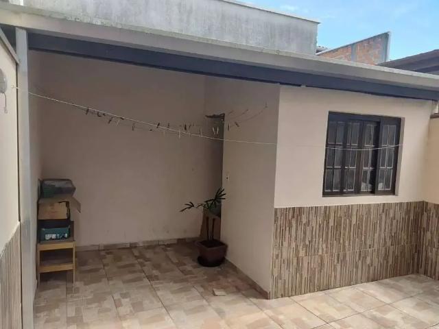 Casa / Sobrado para Venda em Caraguatatuba/SP Travessão 3 Quartos