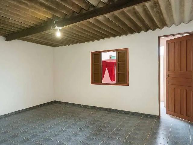 Casa / Sobrado para Venda em Caraguatatuba/SP Travessão 3 Quartos