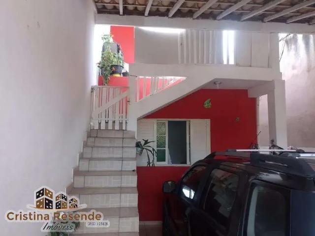 Casa / Sobrado para Venda em Caraguatatuba/SP Travessão 3 Quartos