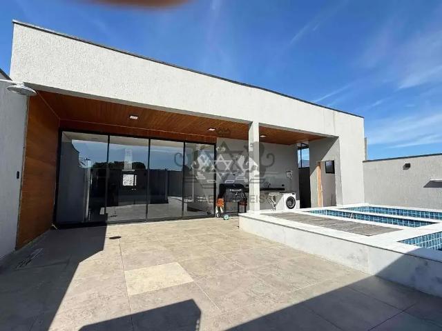 Casa / Sobrado para Venda em Caraguatatuba/SP Travessão 3 Quartos