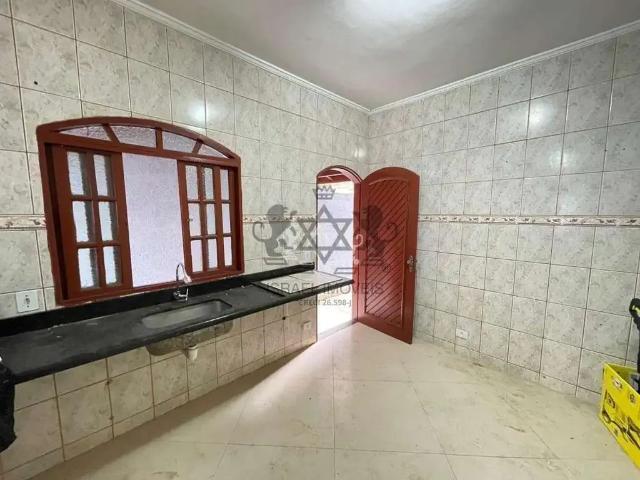 Casa / Sobrado para Venda em Caraguatatuba/SP Travessão 3 Quartos
