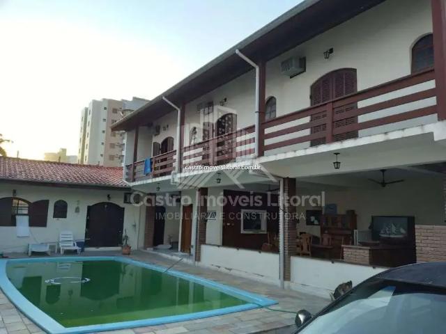 Casa / Sobrado para Venda em Caraguatatuba/SP Vila Atlântica 4 Quartos