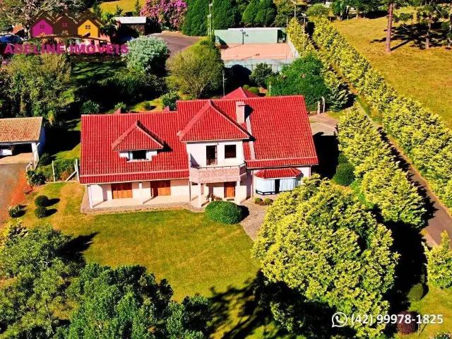 Casa / Sobrado para Venda em Carambeí/PR Centro 6 Quartos
