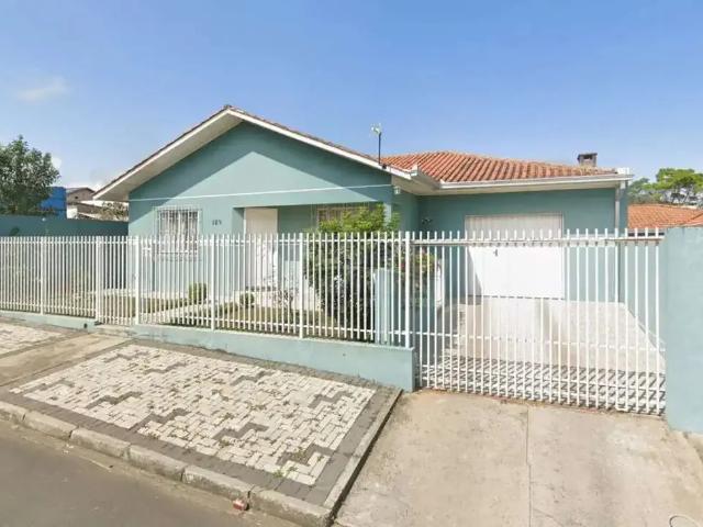 Casa / Sobrado para Venda em Carambeí/PR Centro 6 Quartos
