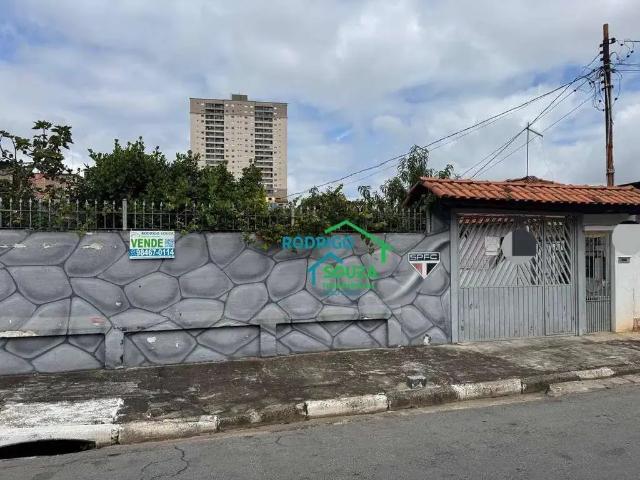 Casa / Sobrado para Venda em Carapicuíba/SP Centro 4 Quartos