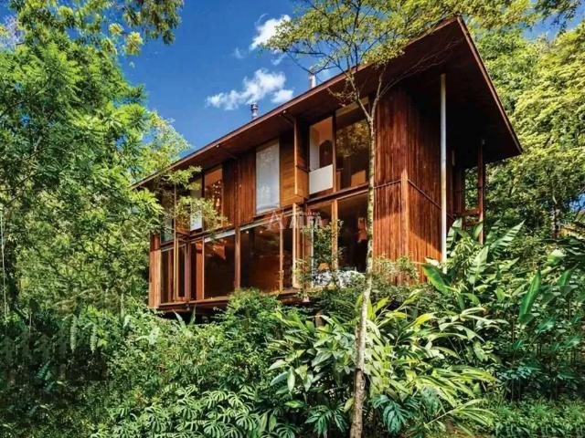 Casa / Sobrado para Venda em Carapicuíba/SP Chácara do Refúgio 4 Quartos