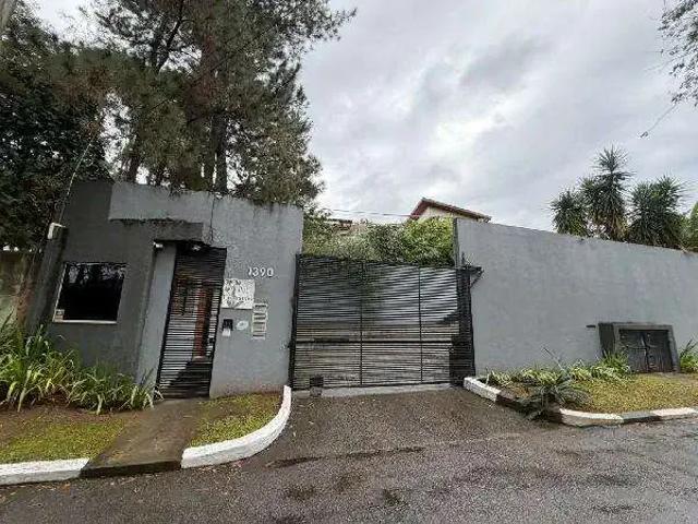 Casa / Sobrado para Venda em Carapicuíba/SP Chácara dos Junqueiras 3 Quartos