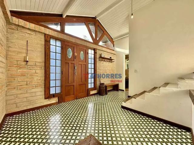 Casa / Sobrado para Venda em Carapicuíba/SP Chácara dos Lagos 3 Quartos