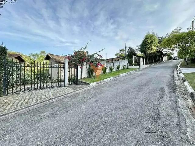 Casa / Sobrado para Venda em Carapicuíba/SP Chácara dos Lagos 3 Quartos