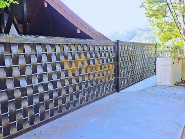 Casa / Sobrado para Venda em Carapicuíba/SP Chácara São João 4 Quartos