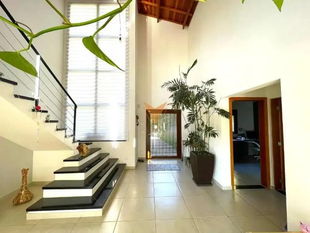 Casa / Sobrado para Venda em Carapicuíba/SP Chácara São João 4 Quartos