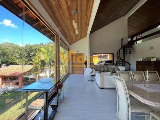 Casa / Sobrado para Venda em Carapicuíba/SP Chácara Santa Lúcia 4 Quartos