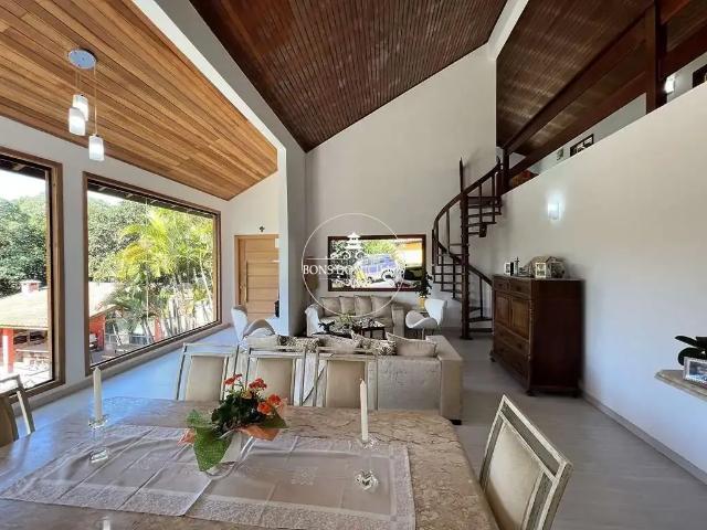 Casa / Sobrado para Venda em Carapicuíba/SP Chácara Santa Lúcia 4 Quartos