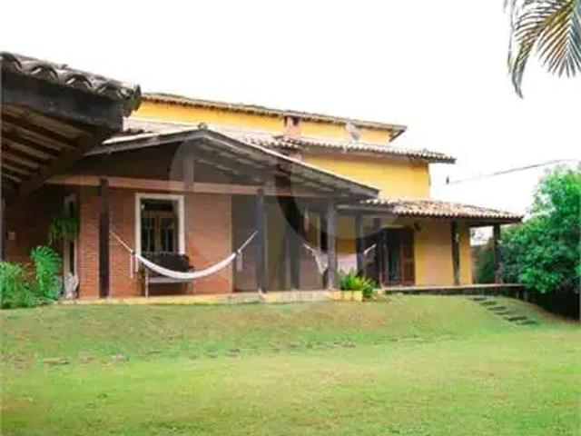 Casa / Sobrado para Venda em Carapicuíba/SP Granja Viana 5 Quartos