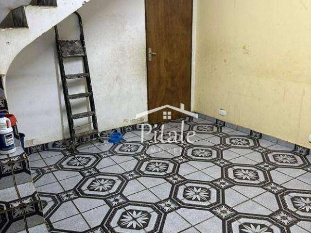 Casa / Sobrado para Venda em Carapicuíba/SP Jardim Carapicuíba 5 Quartos