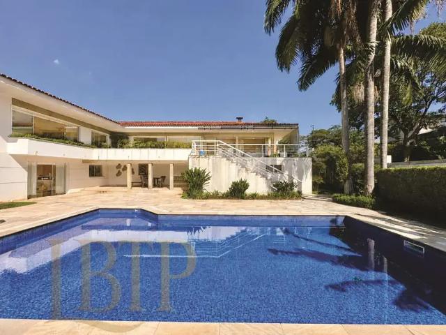 Casa / Sobrado para Venda em Carapicuíba/SP Palos Verdes 4 Quartos