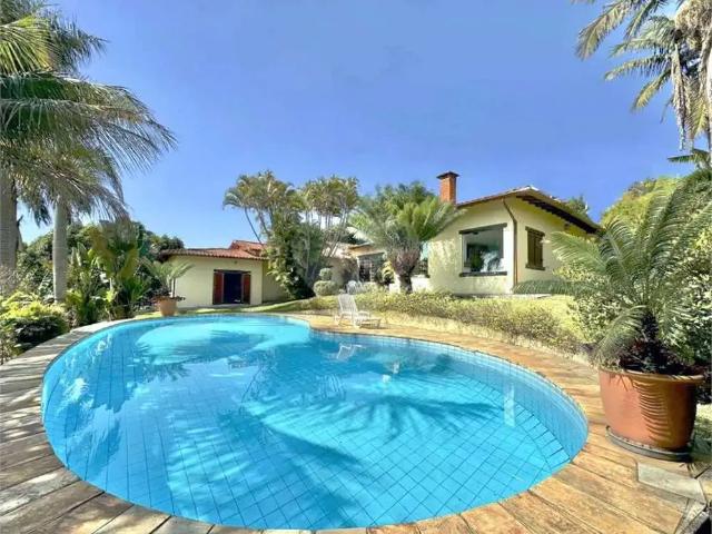 Casa / Sobrado para Venda em Carapicuíba/SP Parque Ideal 5 Quartos