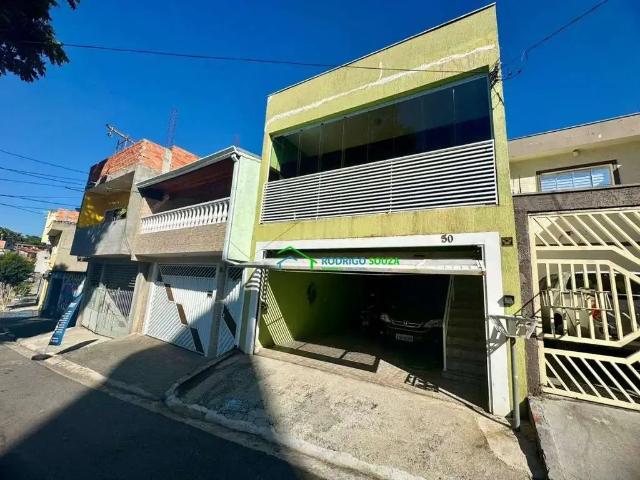 Casa / Sobrado para Venda em Carapicuíba/SP Parque Santa Teresa 3 Quartos