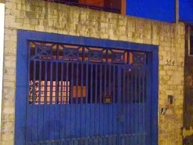 Casa / Sobrado para Venda em Carapicuíba/SP Parque Santa Teresa 3 Quartos