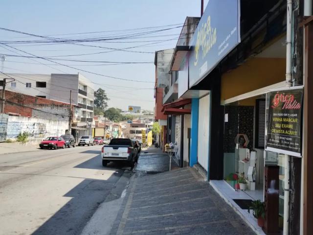 Casa / Sobrado para Venda em Carapicuíba/SP Parque Santa Teresa 4 Quartos