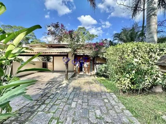 Casa / Sobrado para Venda em Carapicuíba/SP Pousada dos Bandeirantes 5 Quartos