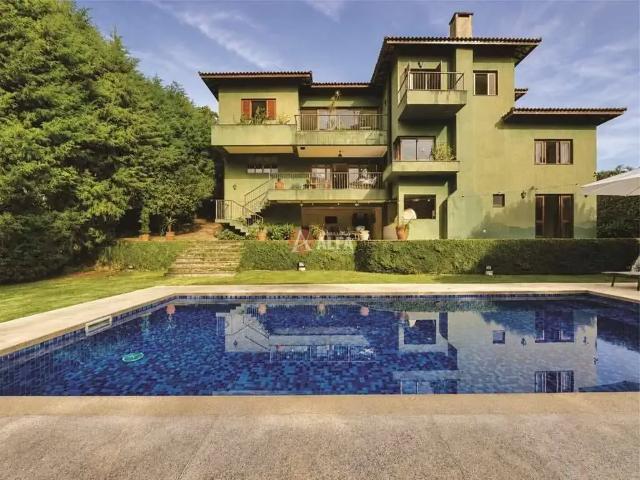 Casa / Sobrado para Venda em Carapicuíba/SP Residencial Euroville 4 Quartos