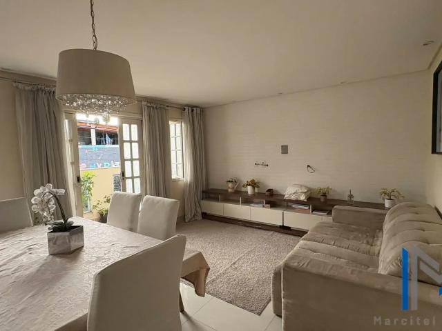Casa / Sobrado para Venda em Carapicuíba/SP Vila América 4 Quartos