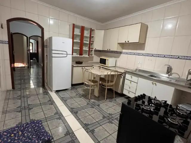 Casa / Sobrado para Venda em Carapicuíba/SP Vila Mercês 3 Quartos
